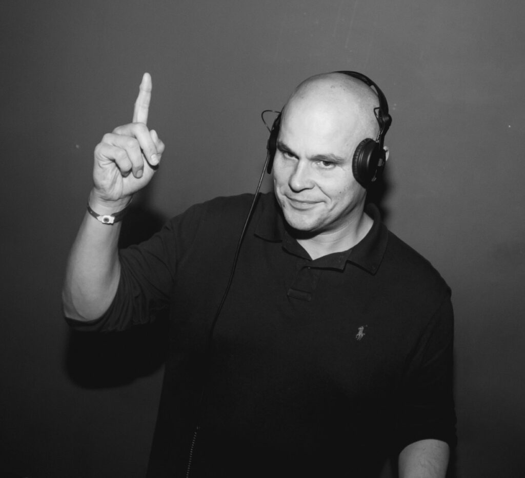 DJs Full Roster - Storm DJs