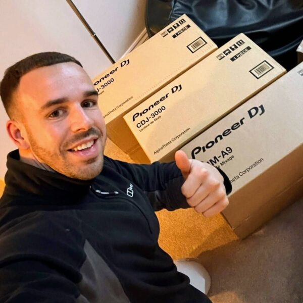 DJ Giveaways Competition For DJ Equipment - Storm DJs Agency